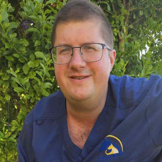 Dr. ALEC VAN EEDEN - Baldivis Vet Hospital